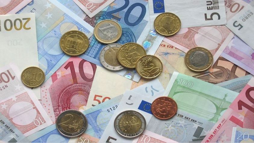 Quel montant pour de l’argent de poche ? La réponse en fonction de l ... Quel montant pour de l’argent de poche ? La réponse en fonction de l ...